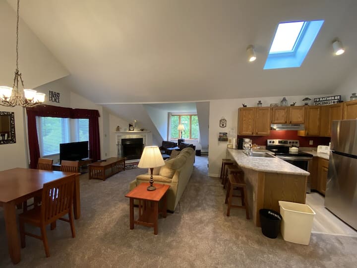 Pico Village Resort G301 Contemporary Style - Killington, VT