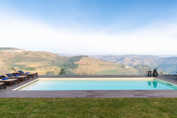 Spacious Villa W/ Pool & Garden | Douro - Portugal