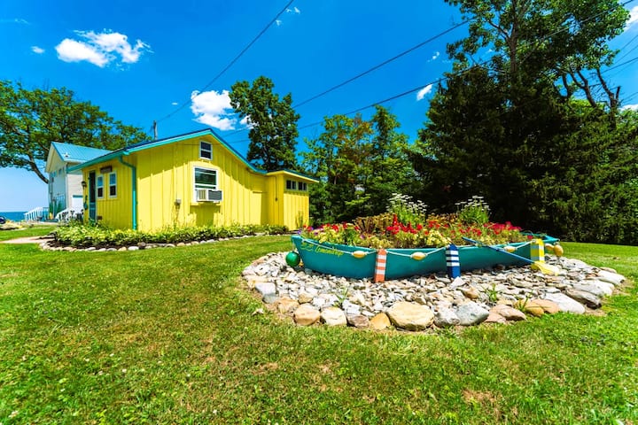 Lemondrop Lake-front Cottage - Lake Erie, PA