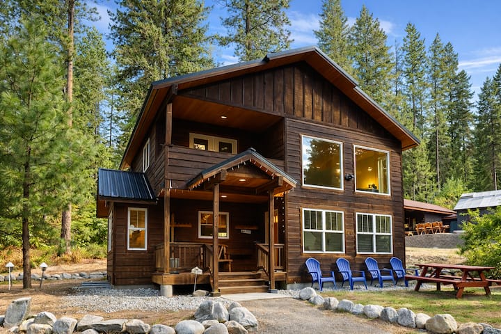 Just Plain Getaway-hot Tub Wi-fi, Dogs, Bbq, Hike - Plain, WA