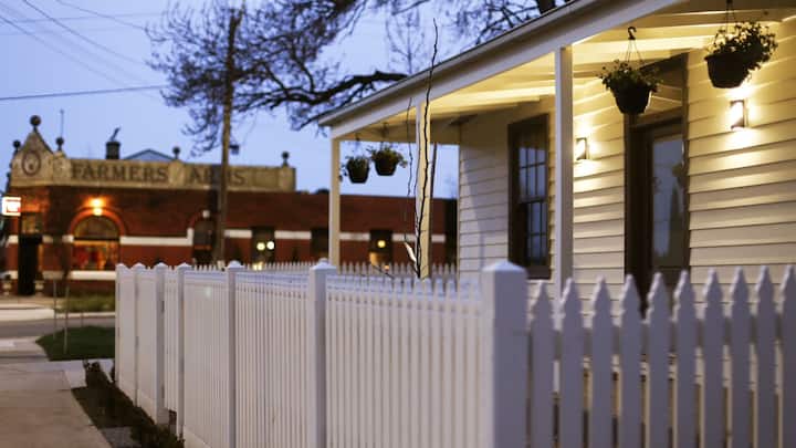 Heritage Cottage - Daylesford