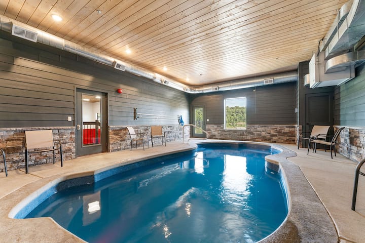 Million Dollar View_private Indoor Pool_sleeps 52 - Branson, MO