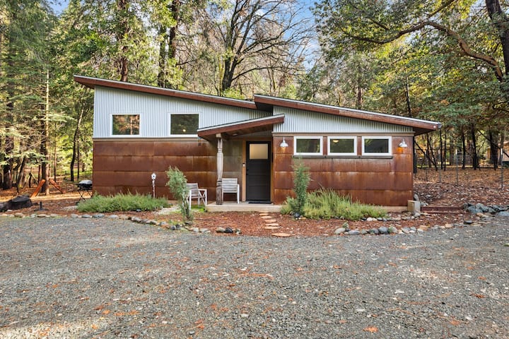 The Artist Studio - Nevada City, CA