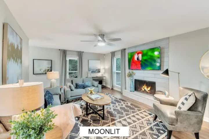 Ath - Sleeps 8 - 4 Beds - Pet Friendly - Moonlit - Kennesaw, GA