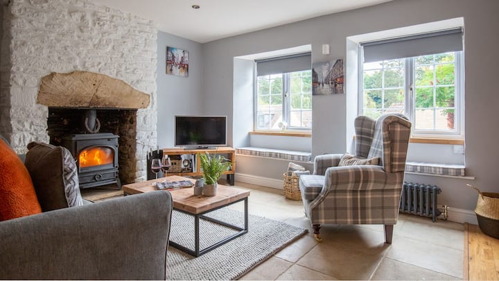 Hillside Cottage, Tetbury, Cotswolds - Tetbury