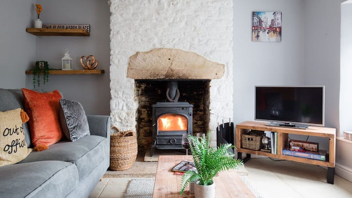 Hillside Cottage, Tetbury, Cotswolds - Tetbury