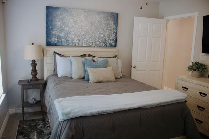Downtown Duplex-san Antonio Unit #2 - San Antonio, TX