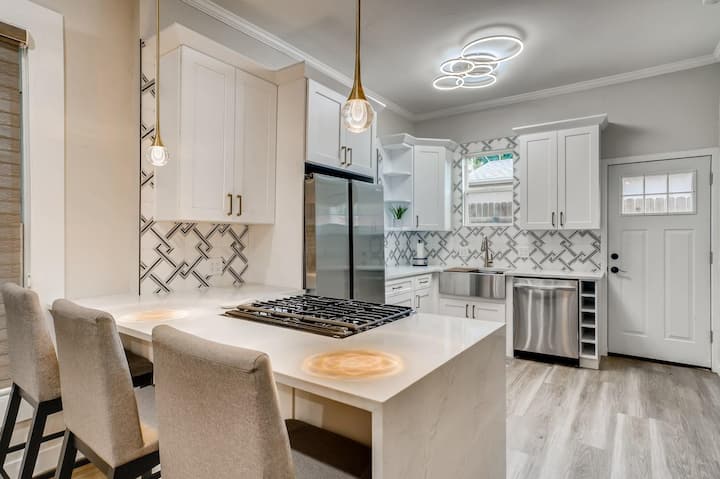 Newly Remodeled! Modern Denver Home - Denver, CO