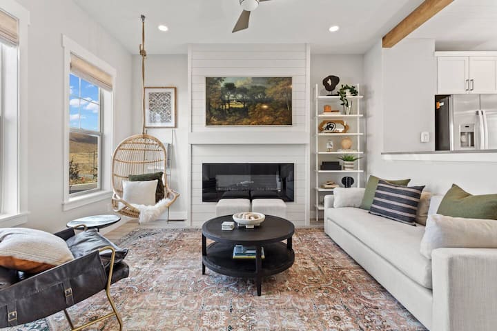 Chic And Cozy 4br/4ba Townhome-near Pc! - Park City, UT