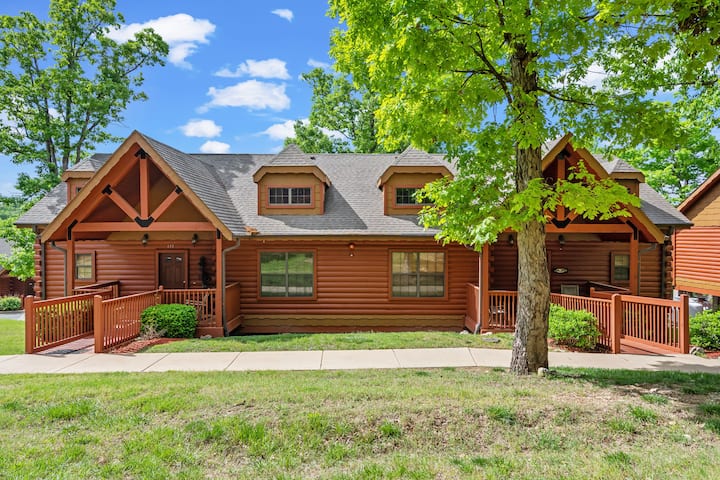 Walk-in Cabin Sleeps 6, Golf/ticket Deals - Branson, MO