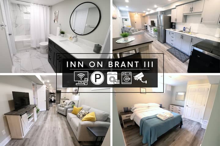 10 Min Walk To Dt, Stylish, Free Parking | Iob3 - Burlington