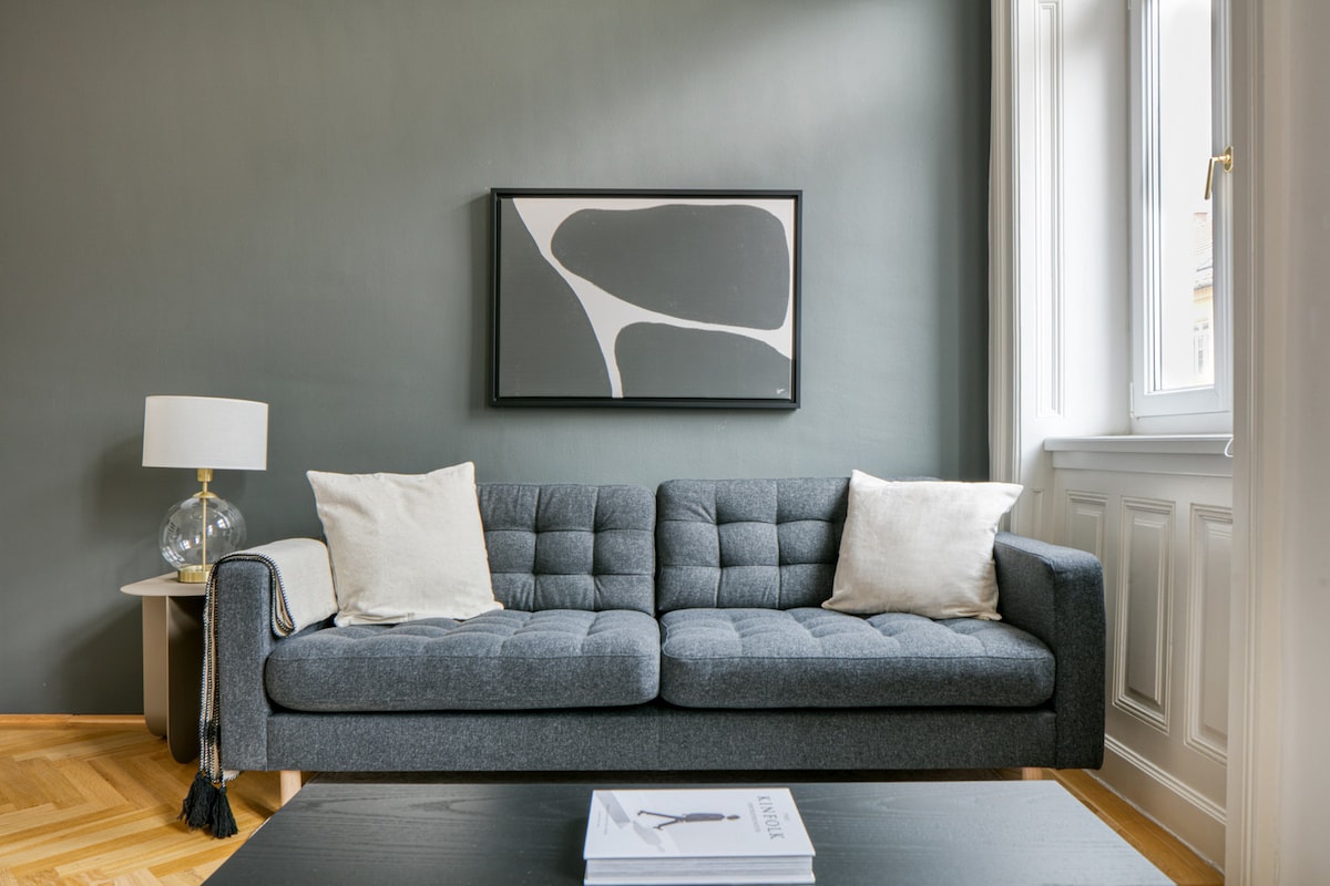 Blueground | Landstraße, elevator, near station - Flats for Rent in ...