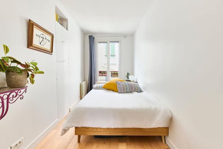 Basilique Du Sacré-cœur - Cœur De Montmartre Métro - France