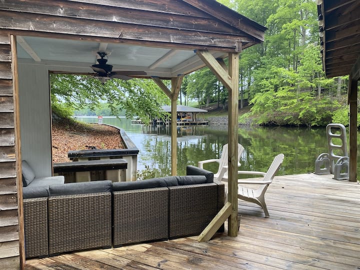 Lake Anna Lake House Vacation Rentals - Virginia, United States | Airbnb