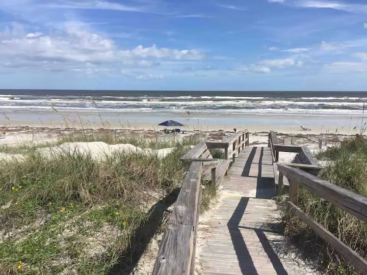 2b By The Beach - Crescent Beach, FL