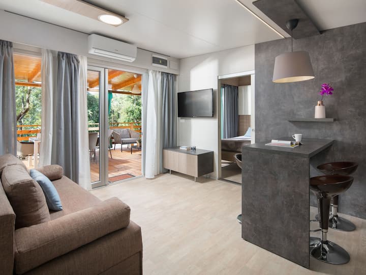 Mobilhome Villa Prestige With Jacuzzi By Interhome - Rovigno