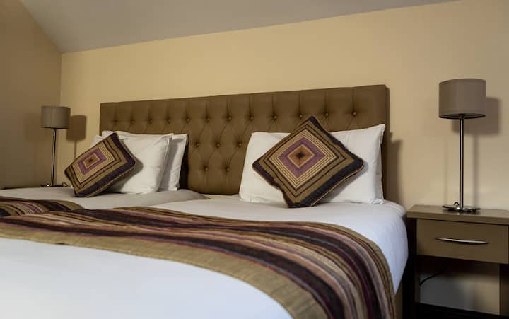 Twin Room In Brogans Trim - トリム