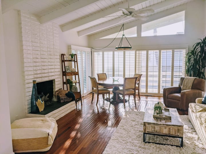 Ola Vista: Ultimate Beach House W/ Private Yard - San Clemente, CA
