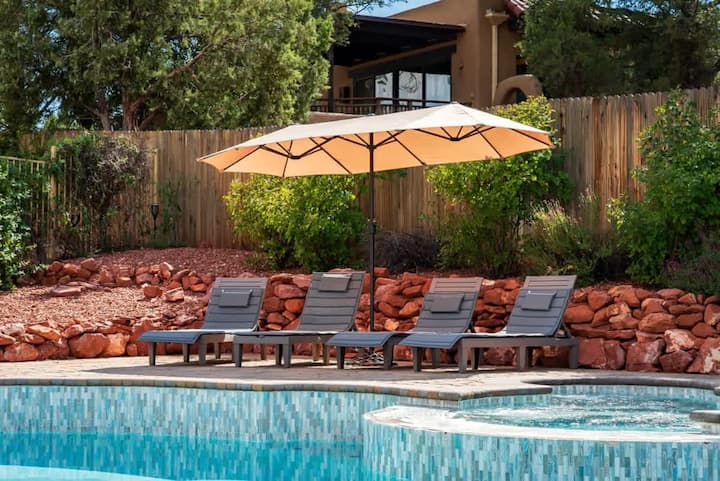 Myrinn – Sedona Escape With Pool, Hot Tub & Hiking - Sedona, AZ