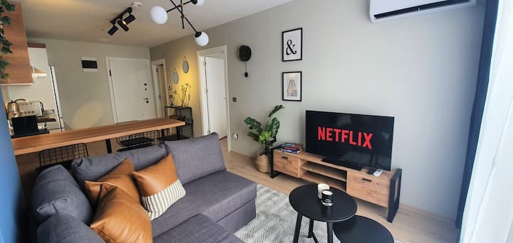 At The Heart Of Istanbul 1bdr Fully Furnished - Maslak