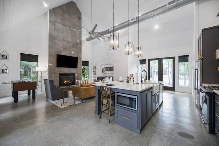 Couples & Kids Barndominium Style Retreat - Broken Bow