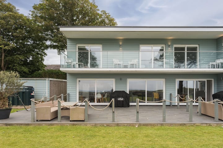 Gwynt Y Mor By Birch Stays, Sleeps 8 With Hot Tub - Morfa Nefyn