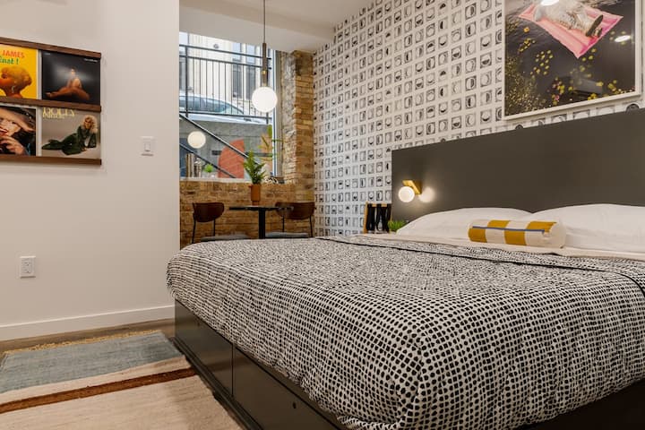 King Bed Suites At The Finnley Hotel - Grand Rapids, MI