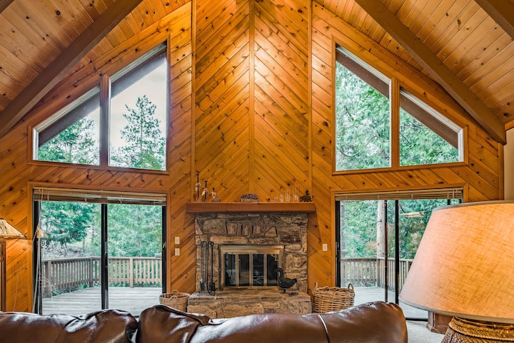 Hibernation Hideaway ~ Pet Friendly W/ A/c - Calaveras Big Trees State Park, Arnold