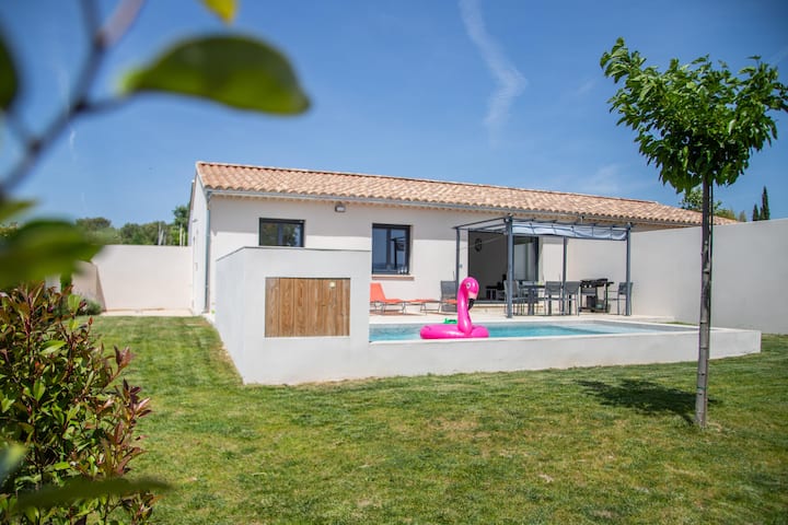 La Villa Des Fontaines 4* Meublé De Tourisme - L'Isle-sur-la-Sorgue
