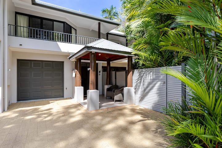 Tropic Villa At 2/42 Garrick Street - Port Douglas