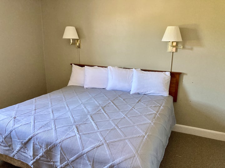 305-nature Trails, Gardens, King Bed/shared Ba - Fayette Historic State Park, Garden