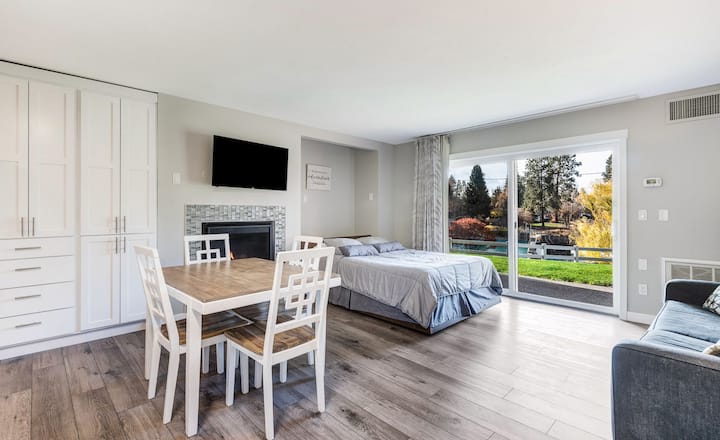 1st Floor Updated Studio, Incredible River Access - 벤드