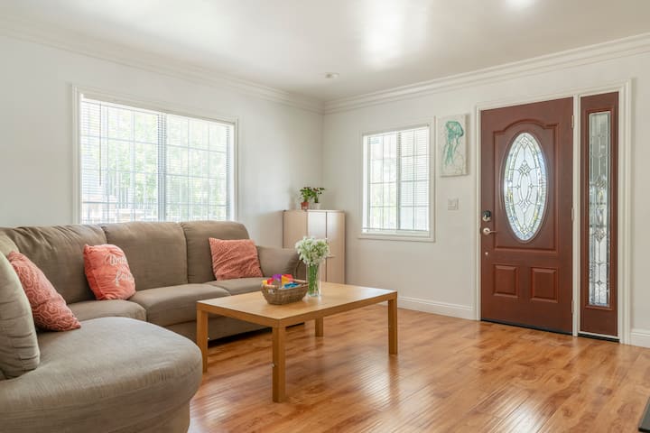 Ideal 4br/2ba  Home For Family Vacations - Alhambra, CA