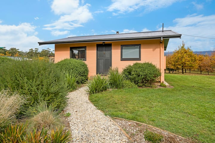 Blackwood Park Cottages - Truffle Oak Cottage - Mole Creek