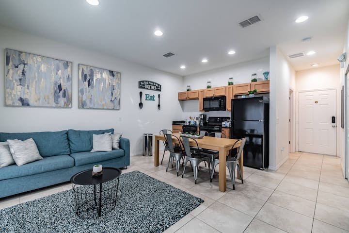3br Townhome W/ Jacuzzi Near Disney - Four Corners, FL