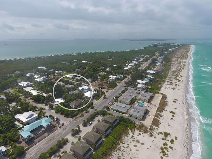 The Hidden Paradise Getaway! 4/3 Pool Home - Boca Grande, FL