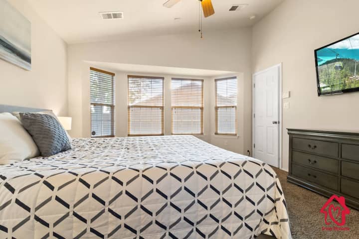 Ventana Views - An Irvie Home - Rio Rancho, NM