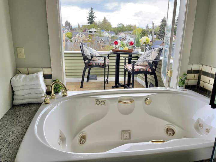 7 Bdrm Top Queen Anne House,2min To Queen Anne Ave - Ballard - Seattle