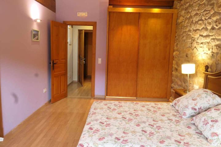 Apartamento"la Lomba" En El Corazón De Cantabria - Los Corrales de Buelna