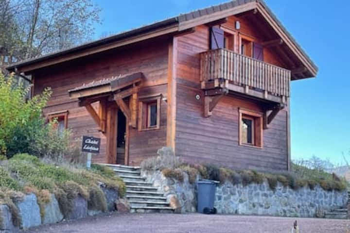 Chalet Leobina, Vue Imprenable, Quartier Paisible - La Bresse