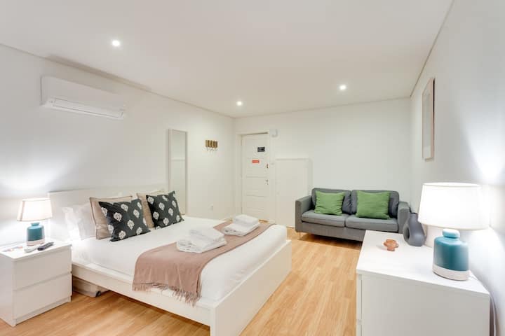Bonjardim Downtown Studio By Da'home - Porto, Portugal
