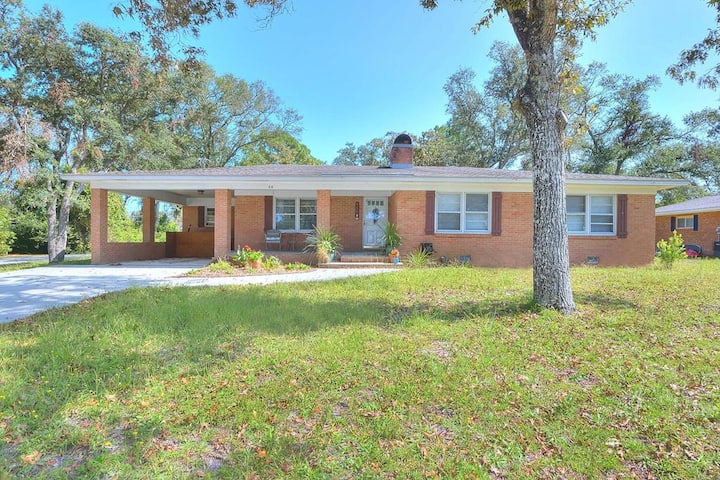 The Reel Deal: Cozy 3br In Oak Island! - Oak Island, NC