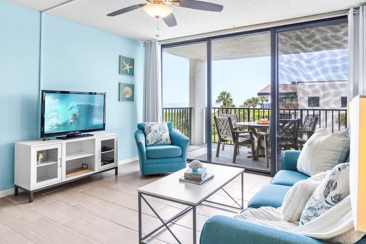 Double Balcony Corner Unit With Ocean Views! - Cape Canaveral, FL