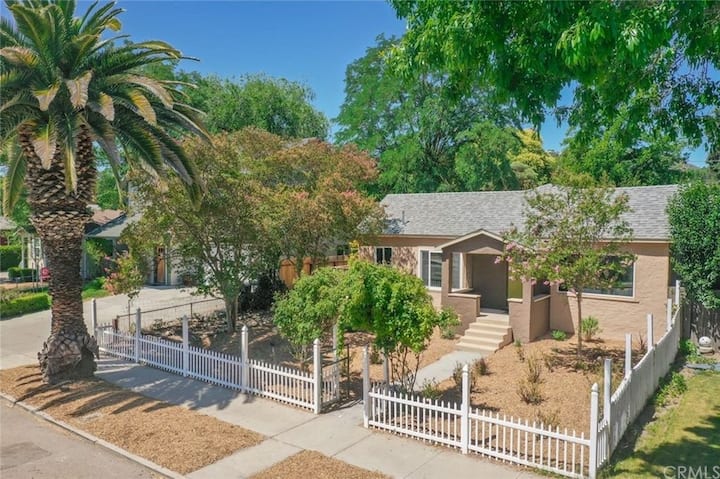 Gorgeous Downtown Villa With Gameroom Lp10 - Paso Robles, CA