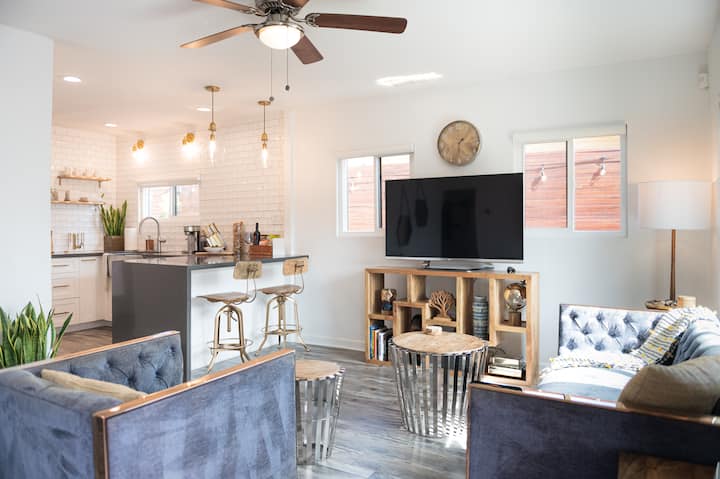 Steps From Sofi Stadium And Just Ten Mins To Lax! - El Segundo, CA