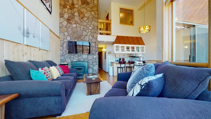 Walk To Lifts | Fireplace | Gold Creek 311 - Angel Fire, NM