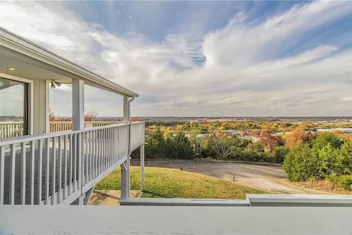 Best View In Fayetteville! Hot Tub Private Oasis - Fayetteville, AR