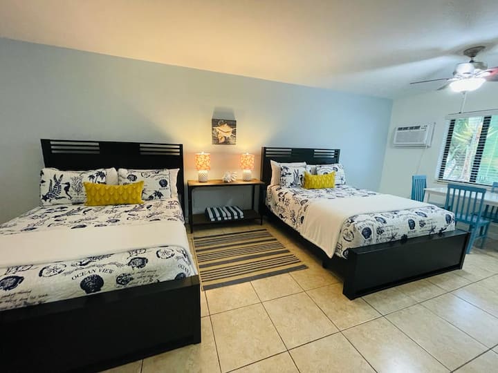 Room 9 Is Located On The 2nd Floor. - Fort Lauderdale, FL
