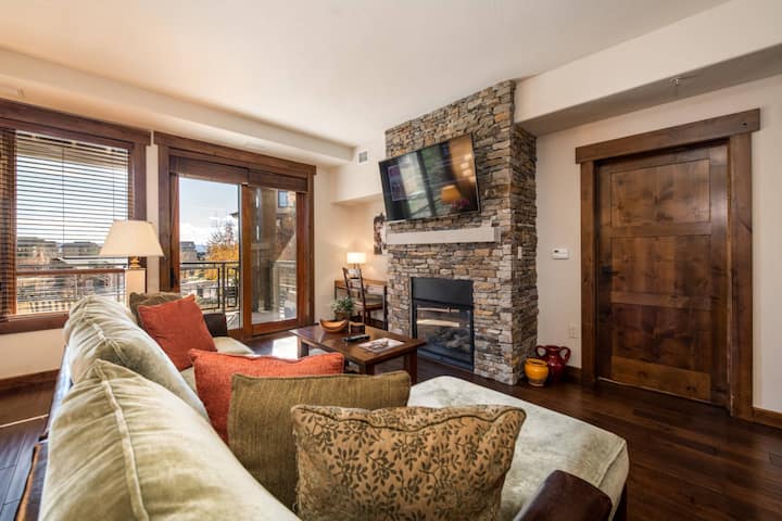 Ac-pool-hottubs-gym-grill-elevator-gameroom-grill - Steamboat Springs, CO