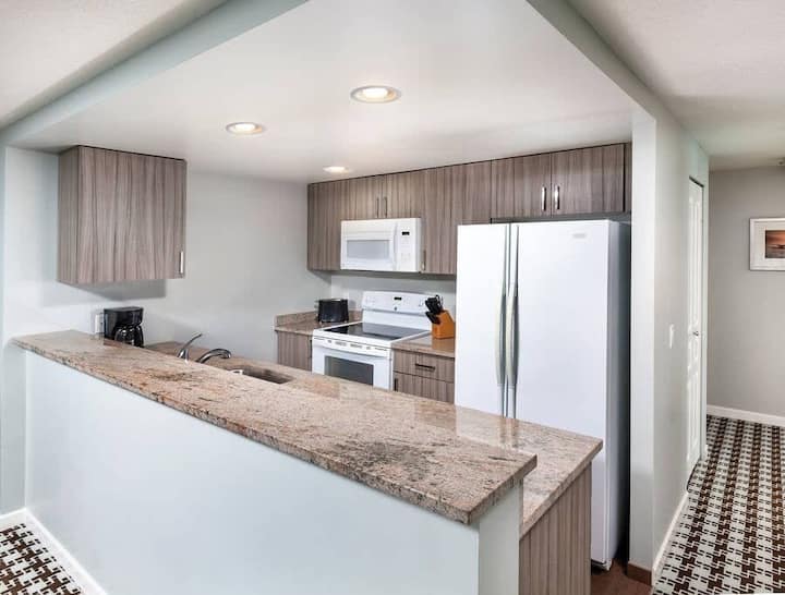 Luxury View At Fisherman Wharf Vic Harbour-2 Br - Victoria